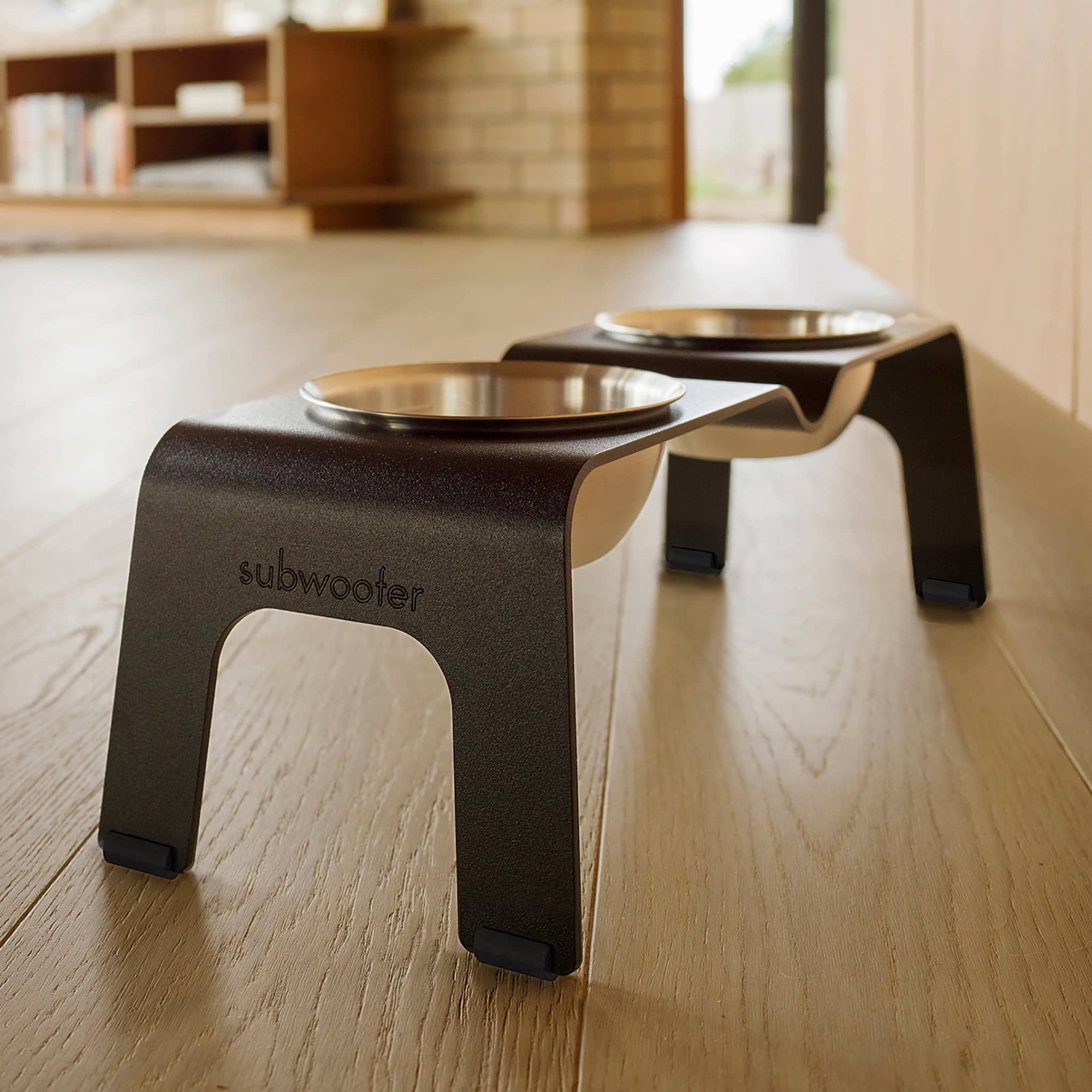 Dog Bowls – Subwoofer Dog